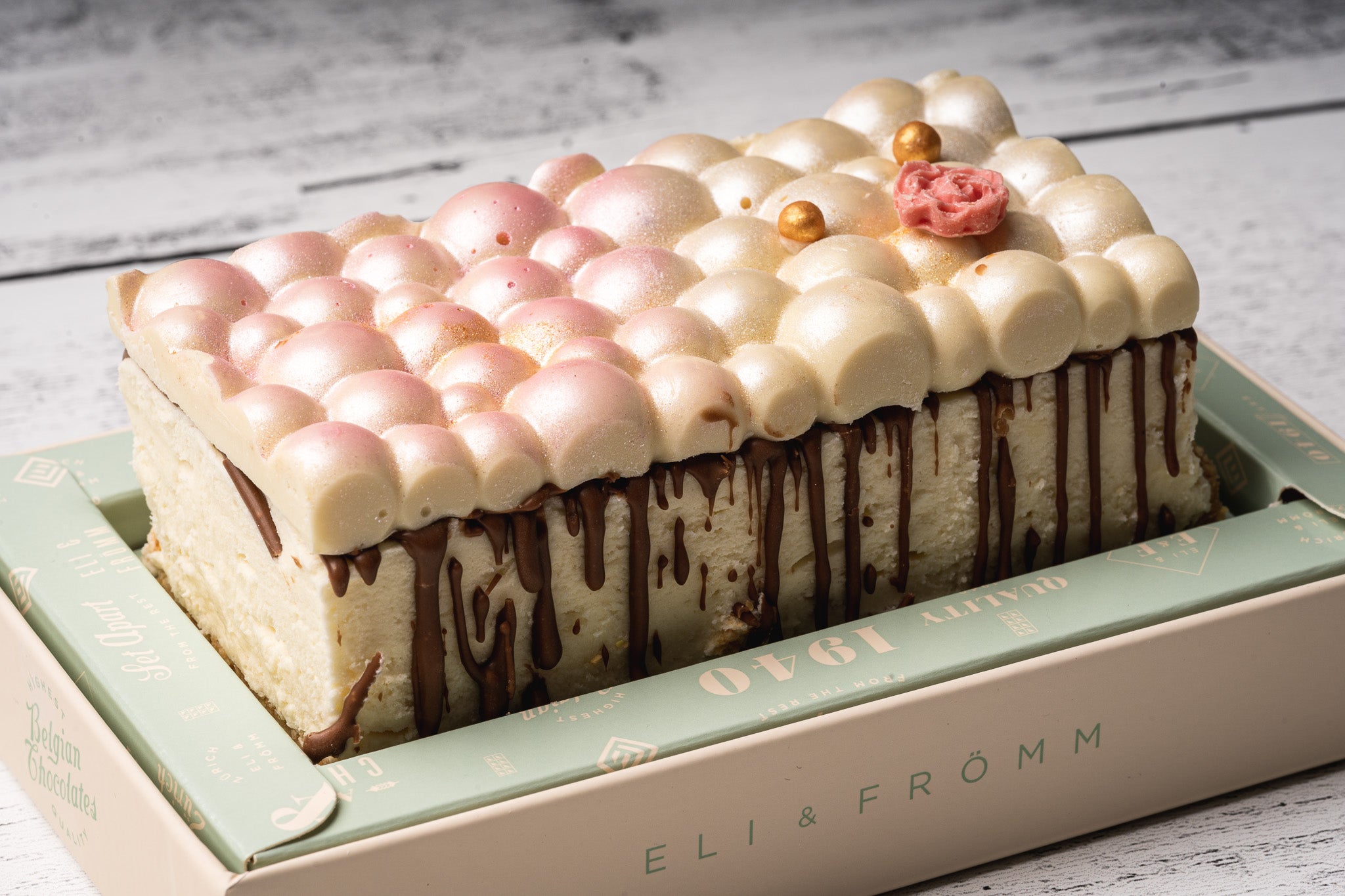 Rectangle Cheesecake in Display Box